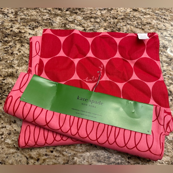 kate spade | Dining | Kate Spade Reversible Table Runner | Poshmark